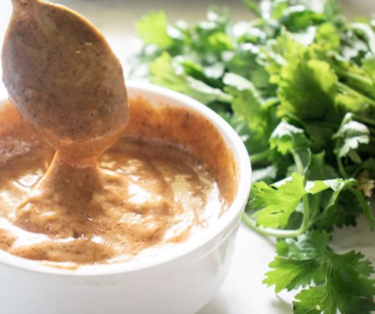 Yum Yum Sauce {Japanese Steak House Style}