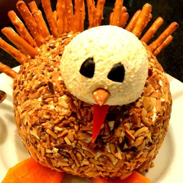 Thanksgiving turkey cheese ball recipe