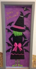 30 Easy Halloween Classroom Decorations