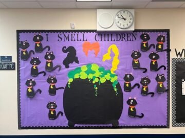 20 Easy & Spooktacular DIY Halloween Bulletin Board ideas