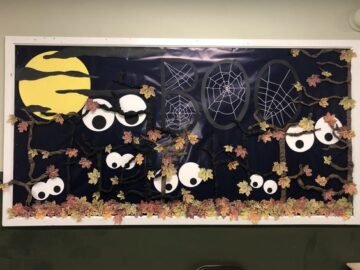 20 Easy & Spooktacular DIY Halloween Bulletin Board ideas