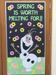 DIY March door and Bulletin board decor for St. Patrick's Day