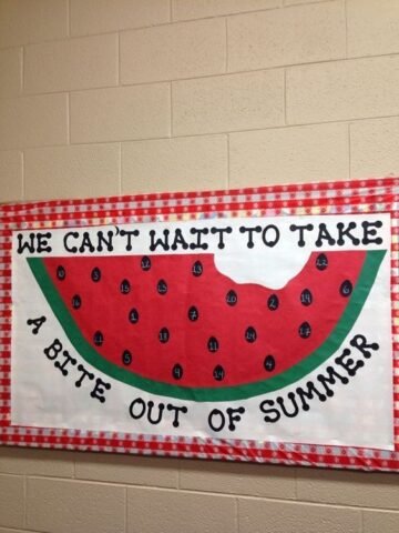 Best Summer Bulletin Board and classroom door DIY