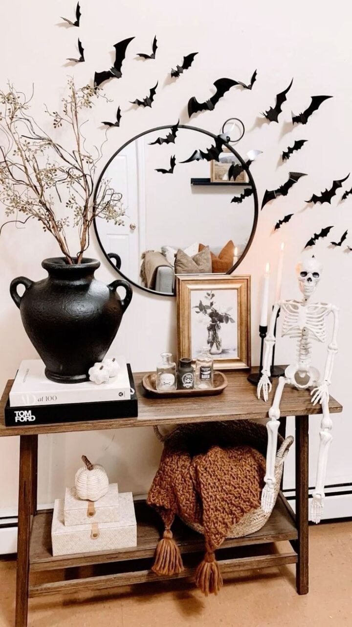 30 Halloween Decor farmhouse style which are minimal and neutral