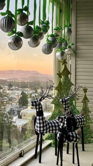 Easy DIY Christmas Decorations for Small Spaces