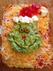DIY Grinch themed Christmas Party - Grinchmas Party Ideas 💚🎄