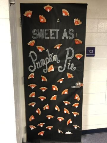 Thanksgiving Classroom Door and Bulletin boards